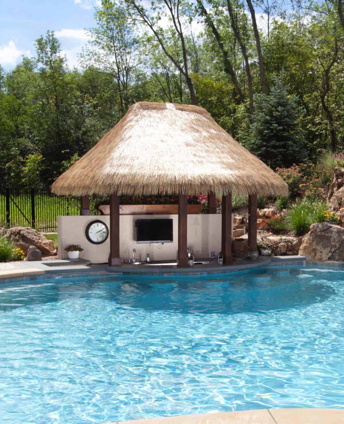 33 Mega Impressive Swim up Pool Bars Built For Entertaining