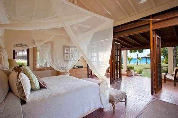 44 Island inspired interiors creating a tropical oasis