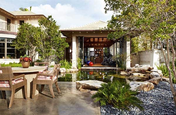 Fusion of Asian contemporary architecture in North Palm Beach