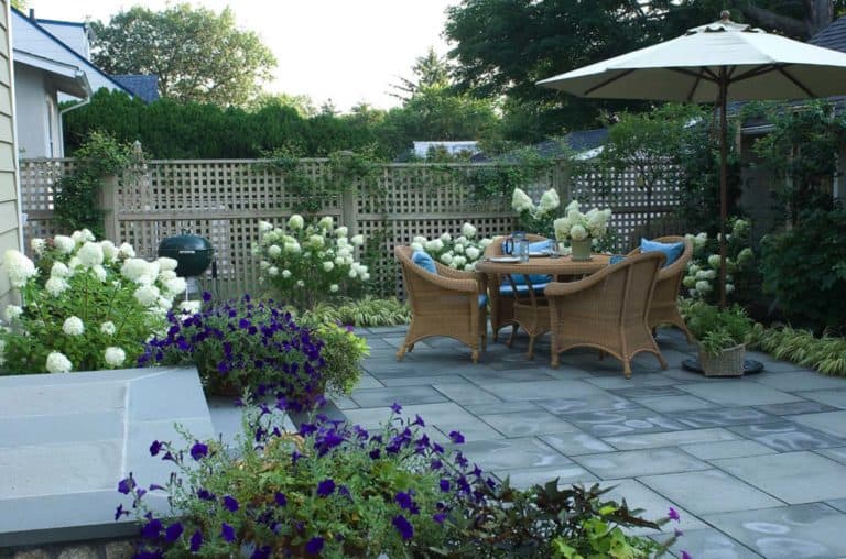 44 Traditional outdoor patio designs to capture your imagination