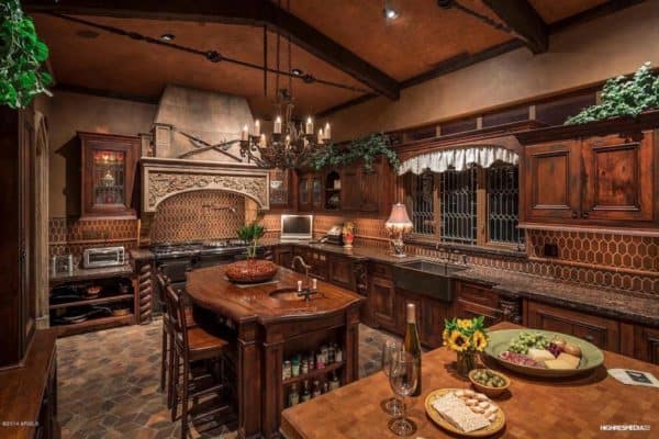 Medieval masterpiece: Italian-inspired gothic villa in Scottsdale
