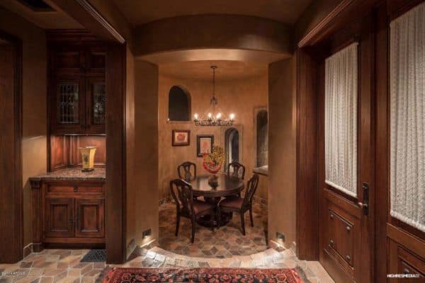 Medieval masterpiece: Italian-inspired gothic villa in Scottsdale