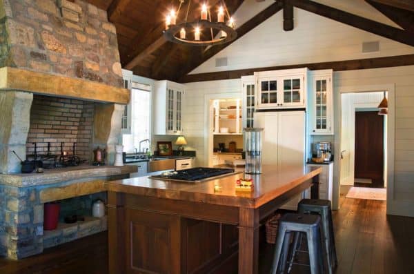25 Fabulous Kitchens Showcasing Warm And Cozy Fireplaces