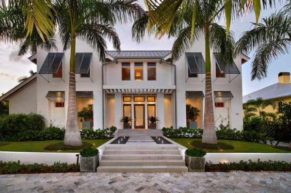 Exquisite modern coastal home in Florida with luminous interiors