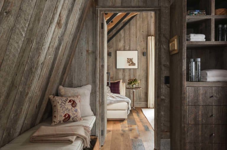 Rustic meets modern in stunning barn guest house in Wyoming
