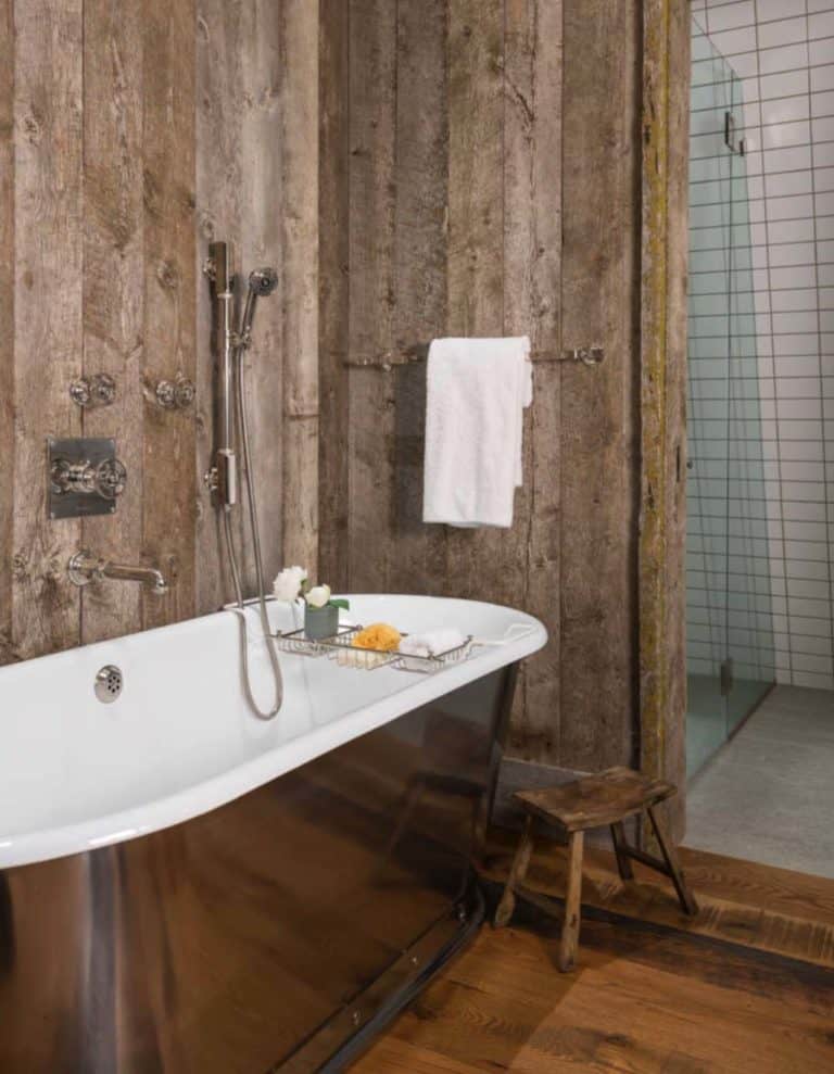 Rustic meets modern in stunning barn guest house in Wyoming