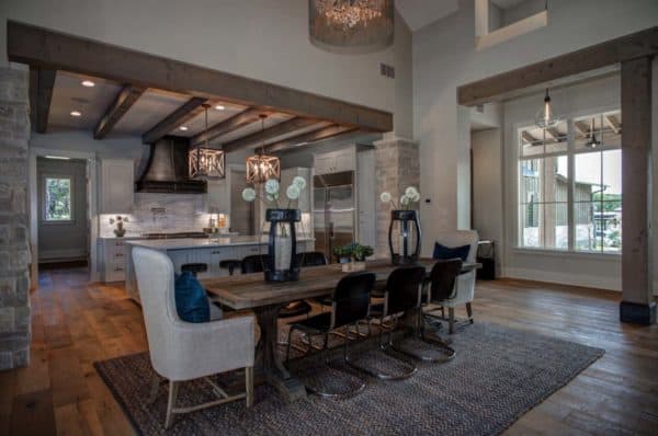 Timeless modern farmhouse with elegant-chic interiors in Texas hill country