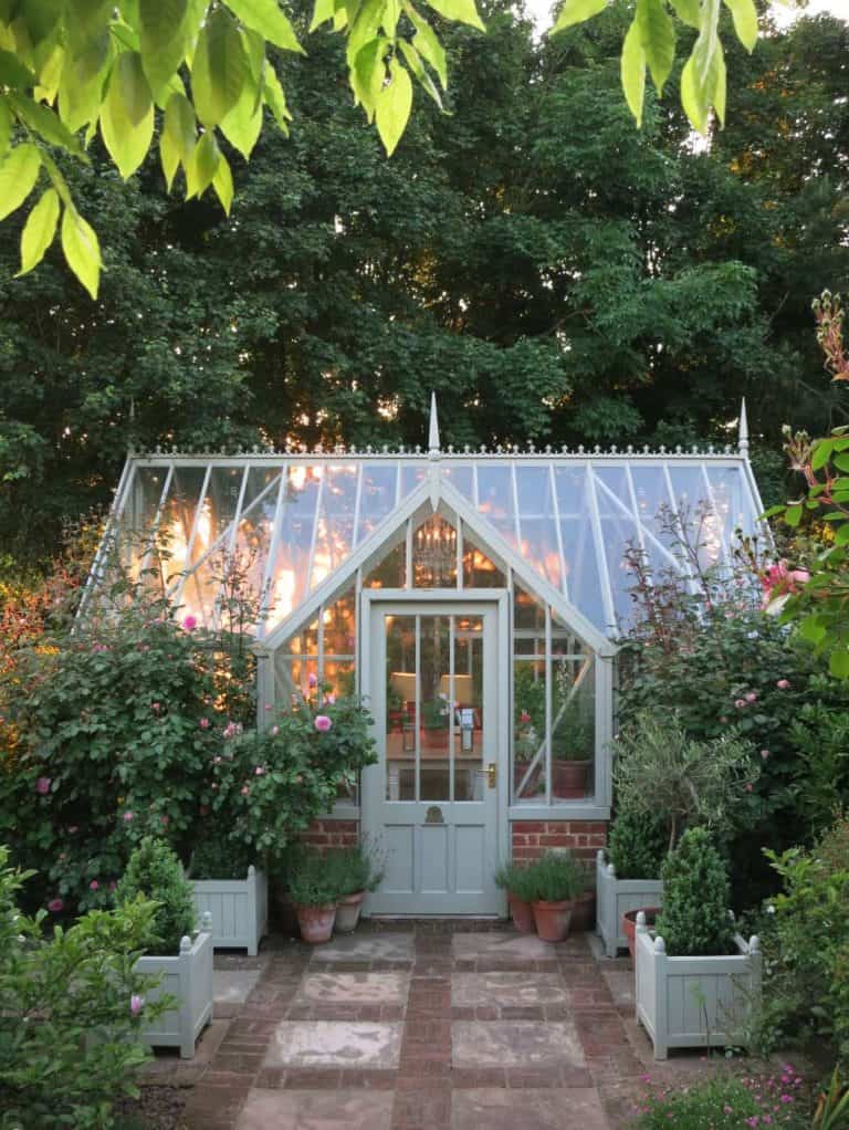 35+ Amazing conservatory greenhouse ideas for indoor-outdoor bliss
