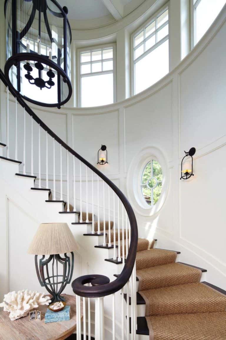 Tour an elegant seaside retreat on Kiawah Island with serene ocean views