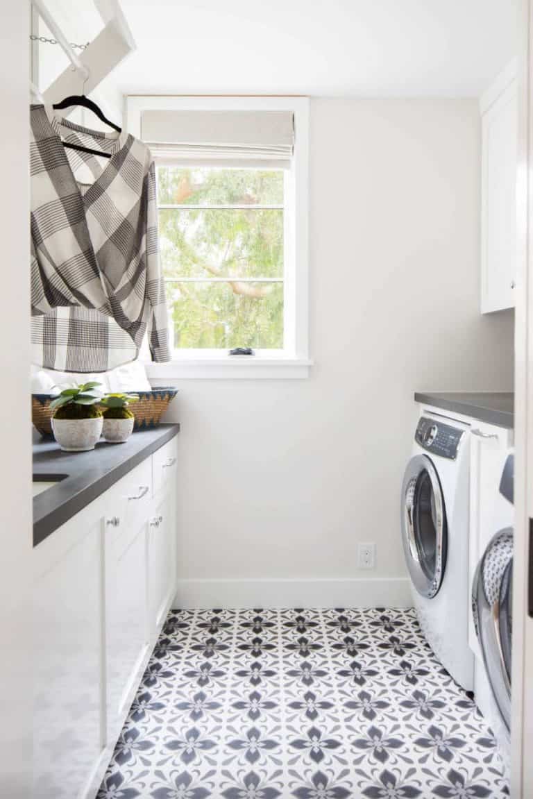 45 Functional And Stylish Laundry Room Design Ideas To Inspire