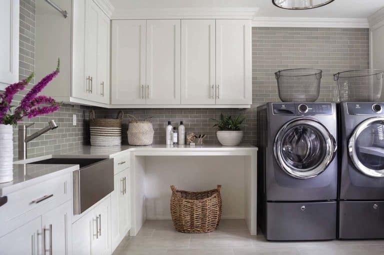 45 Functional And Stylish Laundry Room Design Ideas To Inspire