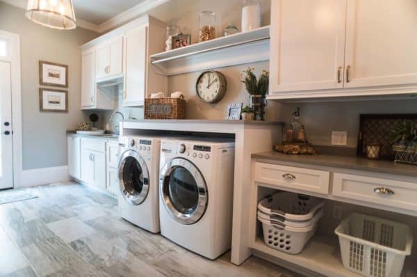 45 Functional And Stylish Laundry Room Design Ideas To Inspire