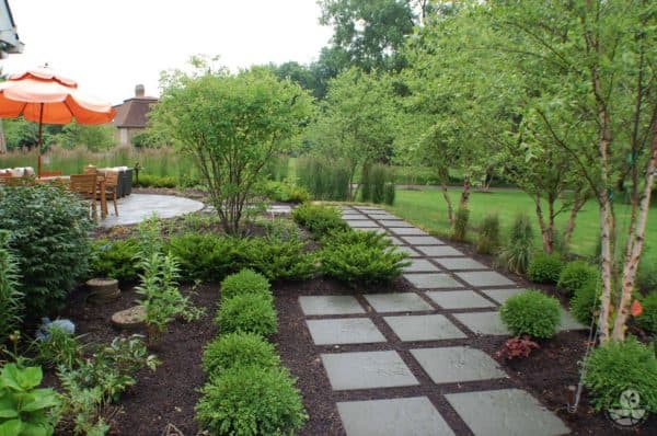 50 Very Creative And Inspiring Garden Stone Pathway Ideas