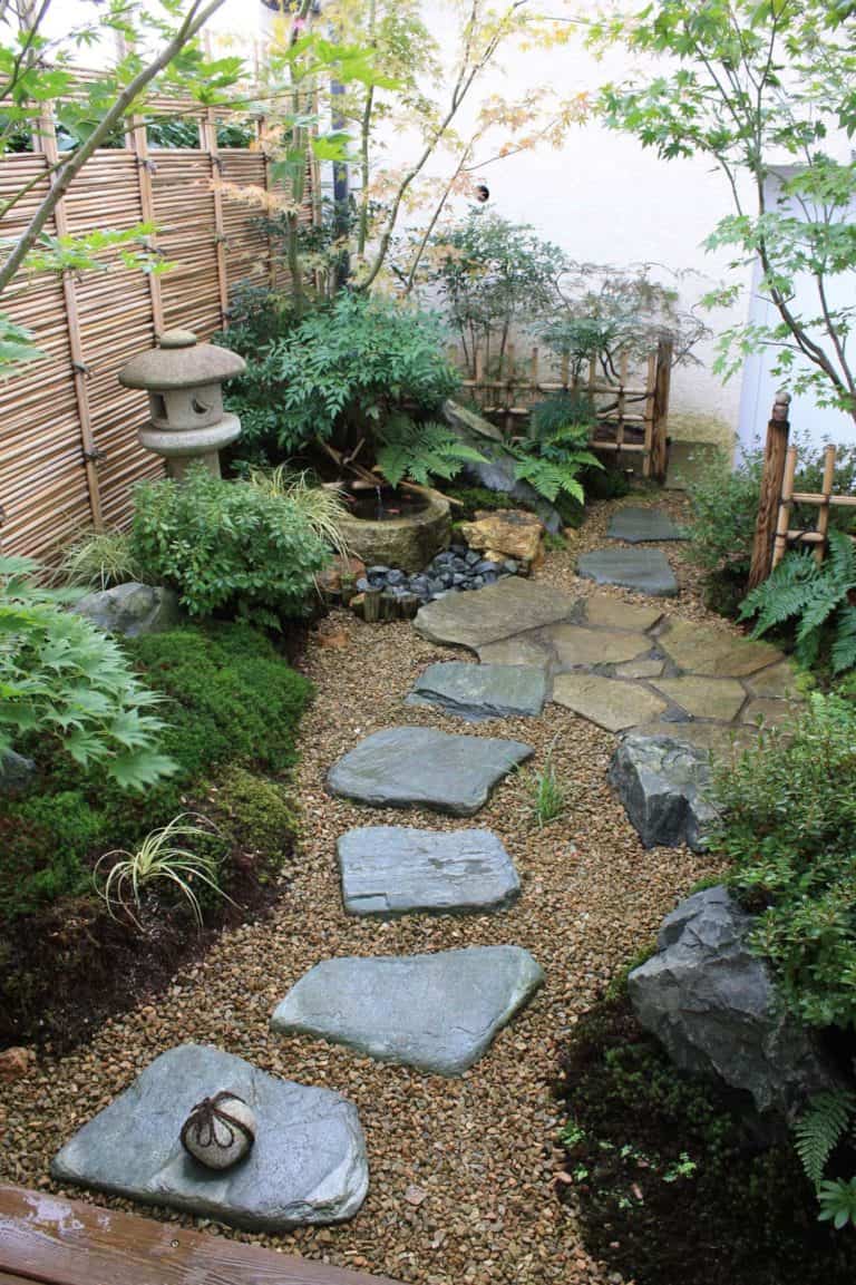 50 Very Creative And Inspiring Garden Stone Pathway Ideas