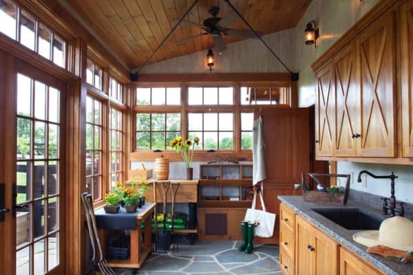 30+ Brilliant And Inspiring Storage Ideas For Your Potting Shed