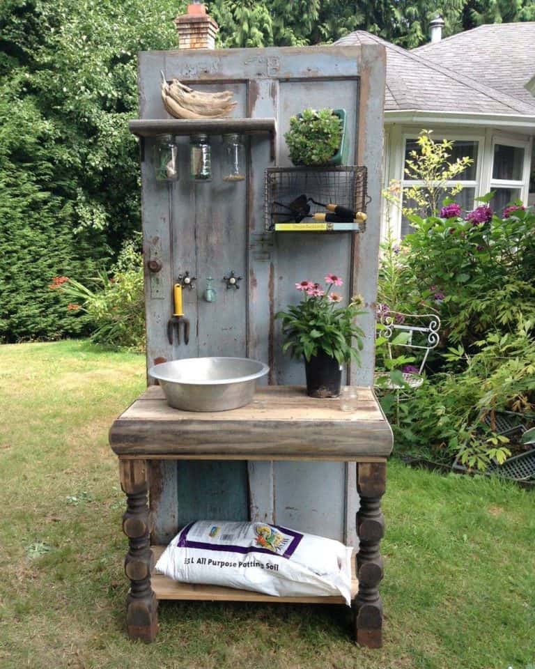 30+ Brilliant And Inspiring Storage Ideas For Your Potting Shed