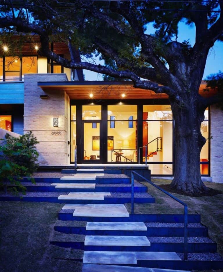 See inside an Austin home with modern yet ultra-inviting living spaces