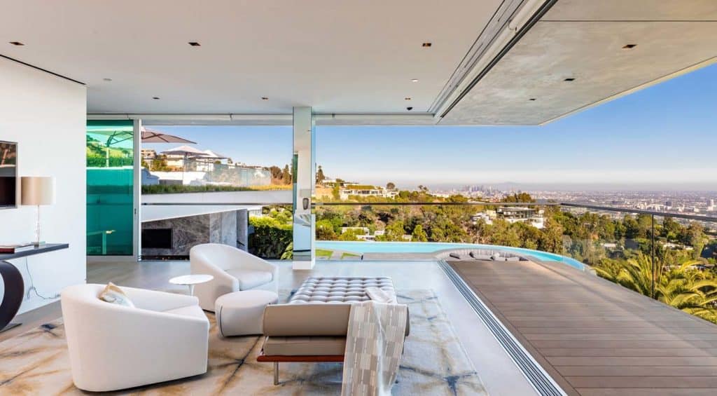 Opulent modern home boasts jaw-dropping views over Los Angeles