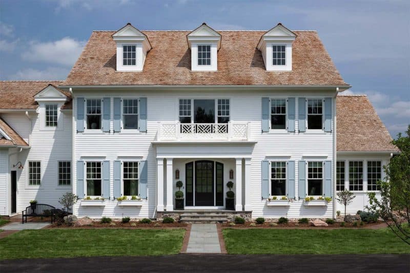 Inside a Serene, Inviting Colonial Style Home in The Midwest