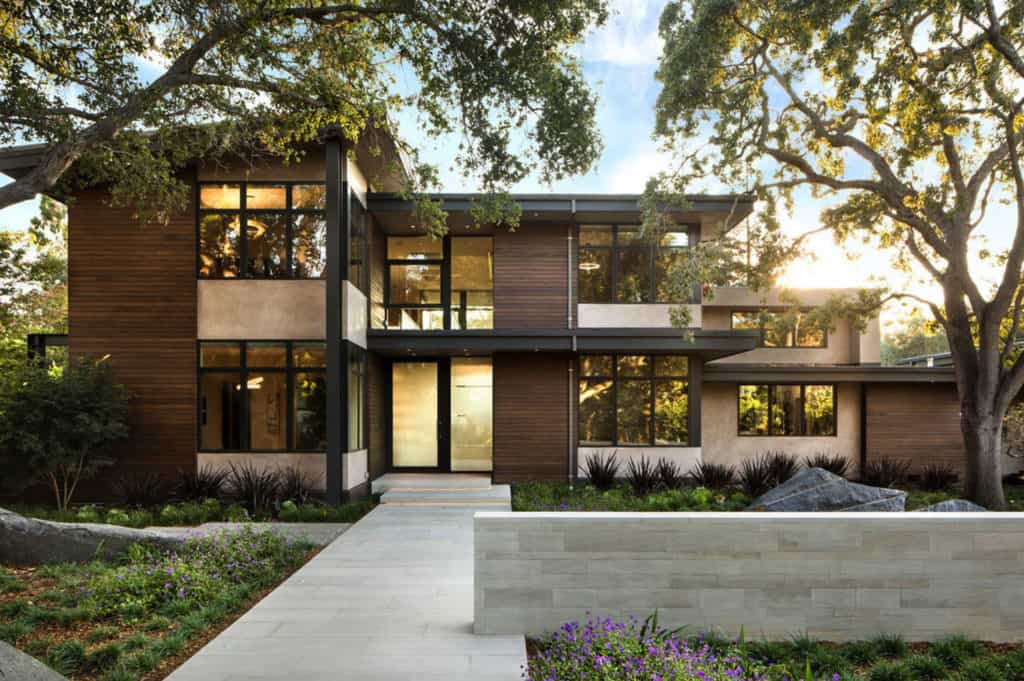A captivating contemporary home in California designed for indoor ...