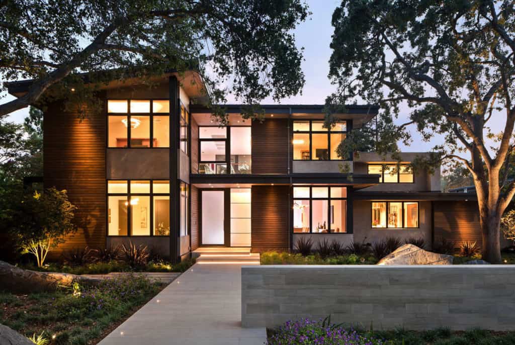 A captivating contemporary home in California designed for indoor ...