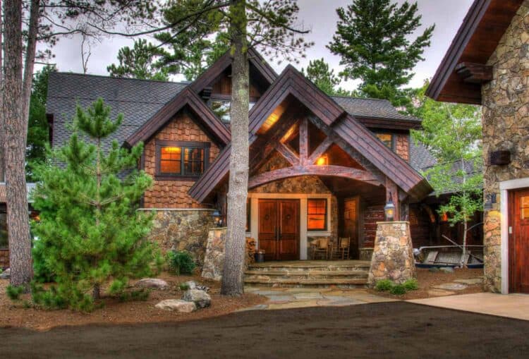 Step inside the dreamiest rustic lakeside cabin in the Upper Midwest