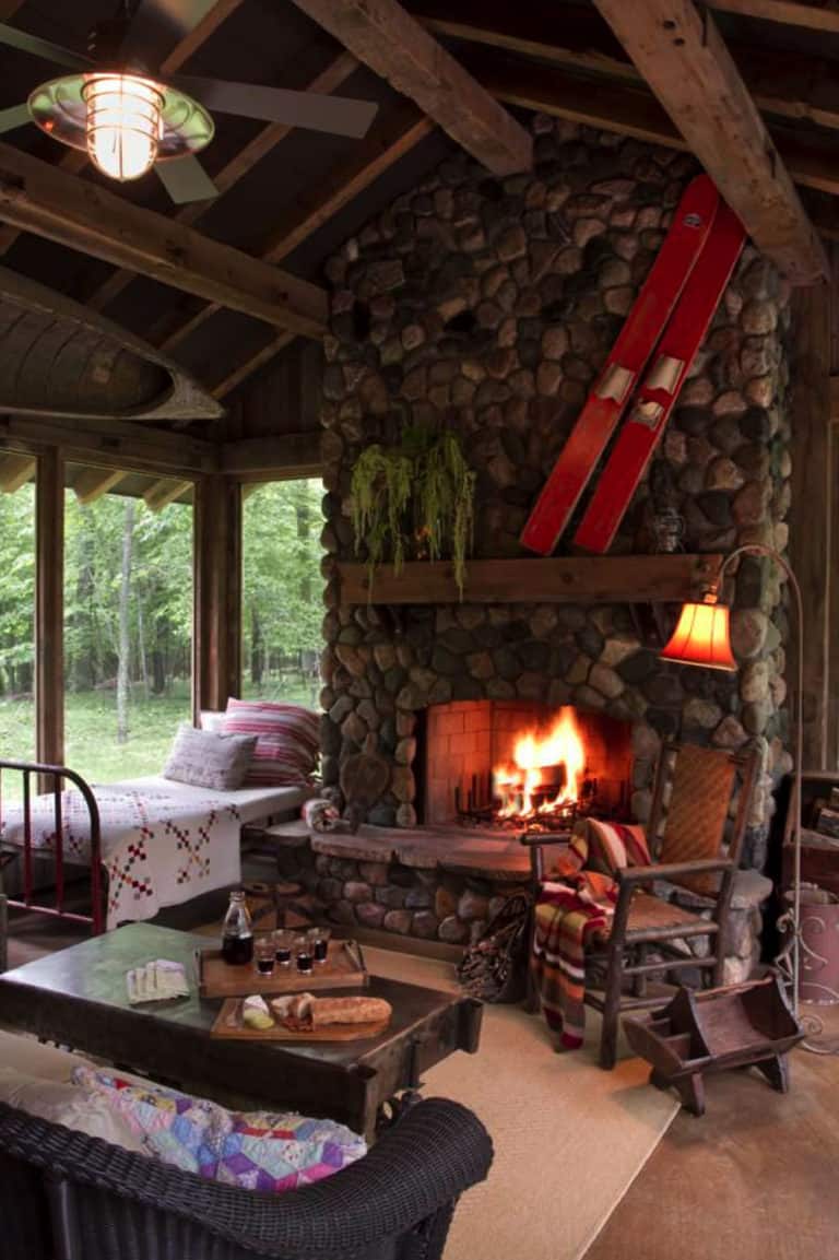 20+ Amazing Sleeping Porch Ideas For A Dreamy Escape