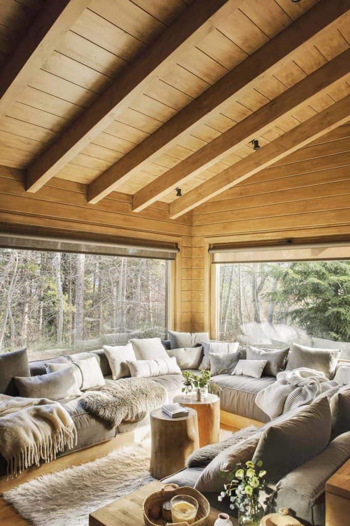 40 Best Cabins That Perfectly Define "Cozy" Featured on One Kindesign