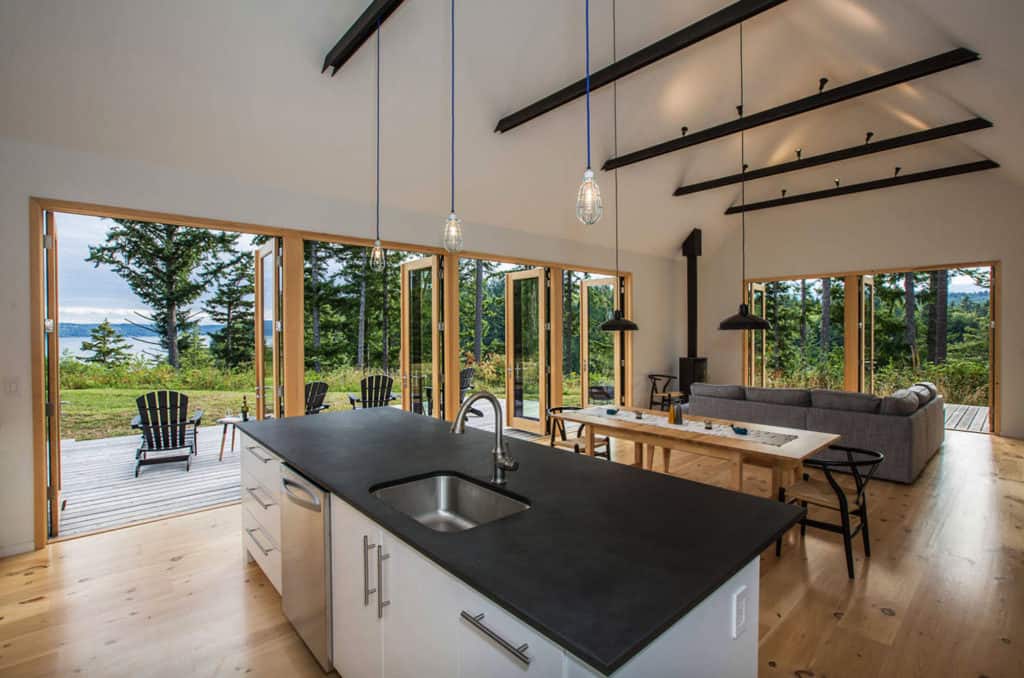 40 Best Cabins That Perfectly Define "Cozy" Featured on One Kindesign