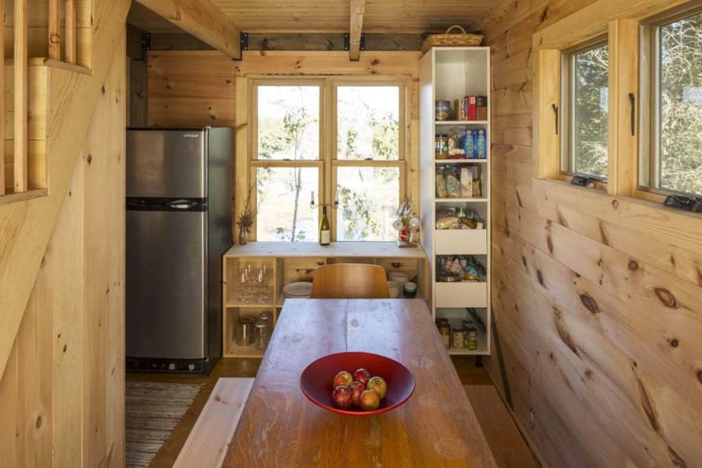 600-square-foot off the grid cabin surrounded by wilderness in Minnesota
