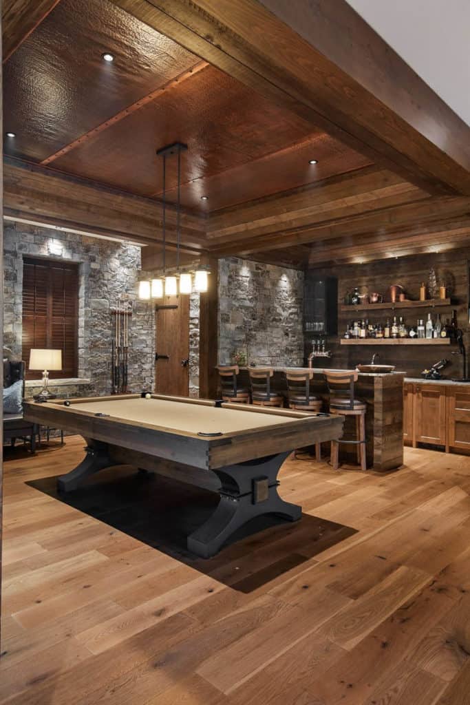 Absolutely gorgeous timber frame mountain chalet in British Columbia