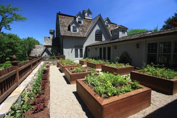 20+ Creative and Inspiring Raised Bed Vegetable Garden Ideas