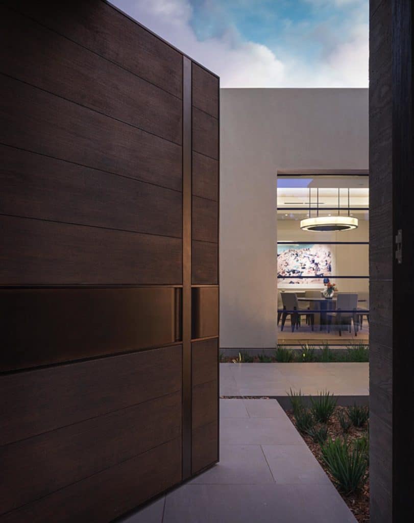 See this stunning modernist home perched above La Jolla’s coastline