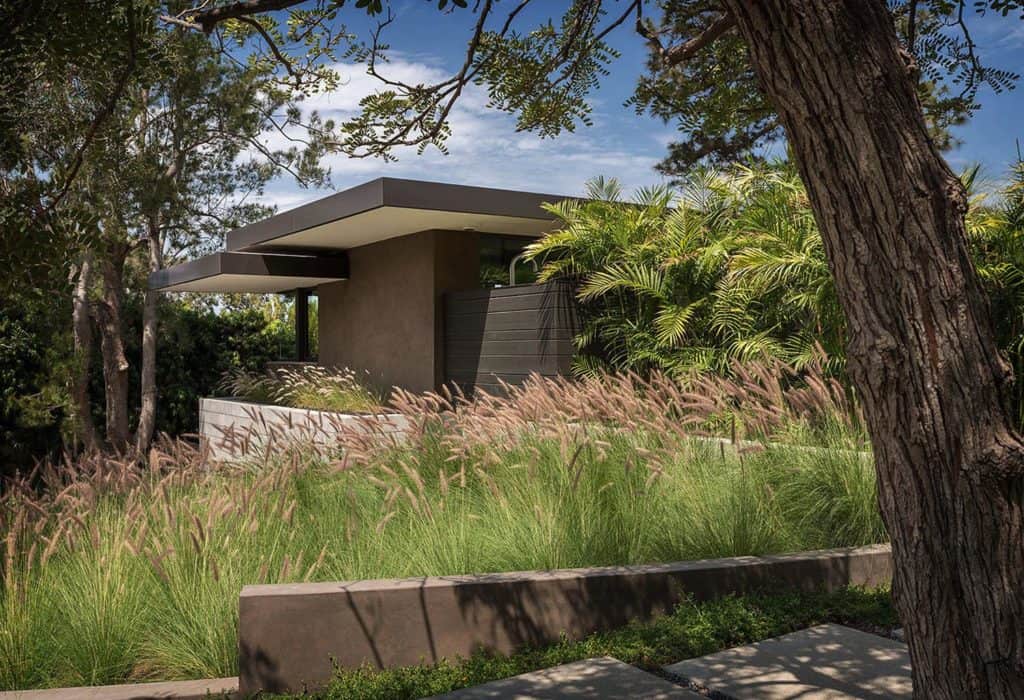 This midcentury modern home gets a serene makeover in Laguna Beach