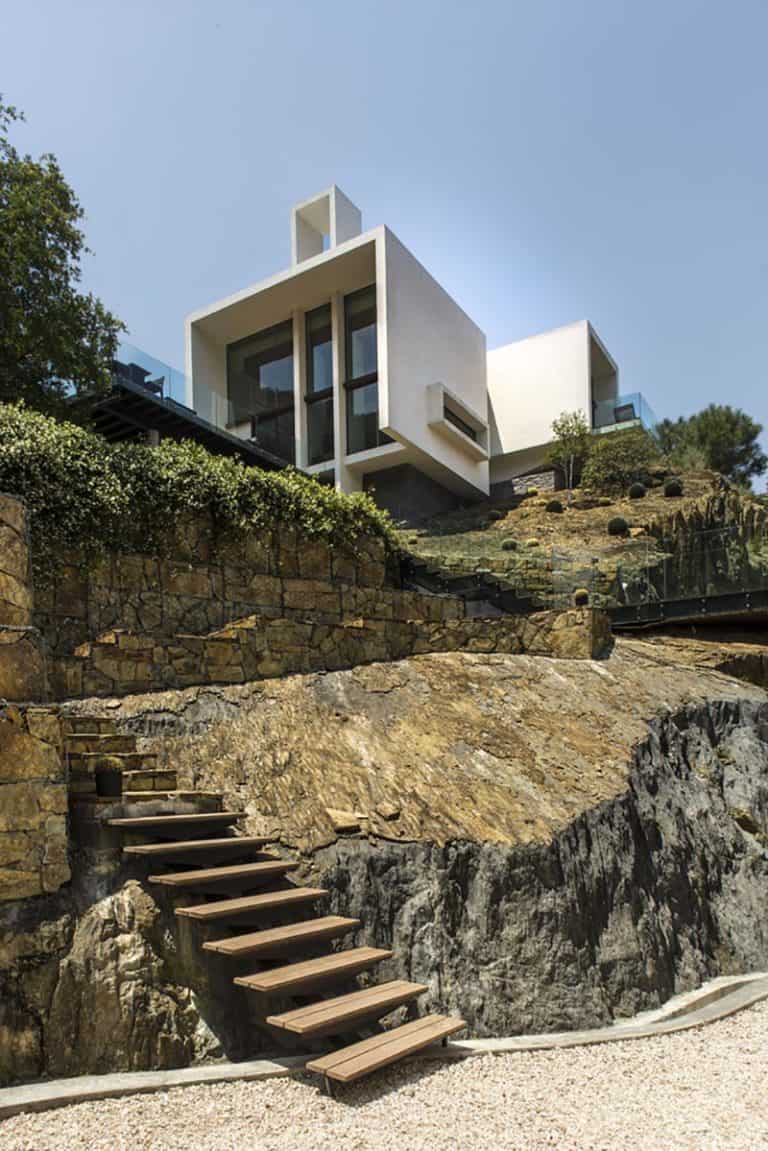Incredible modern home surrounded by mountains of northeast Mexico