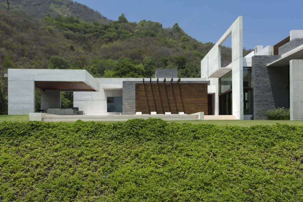 Incredible modern home surrounded by mountains of northeast Mexico
