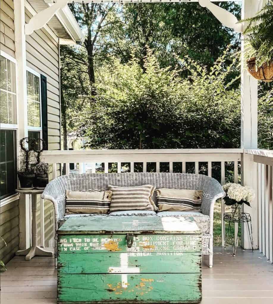 25 Inviting And Cozy Porch Ideas That Celebrates Outdoor Living