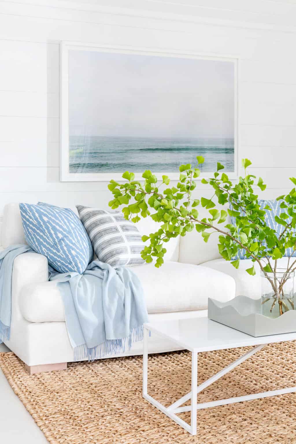 Nantucket summer house provides a dreamy coastal cottage feel