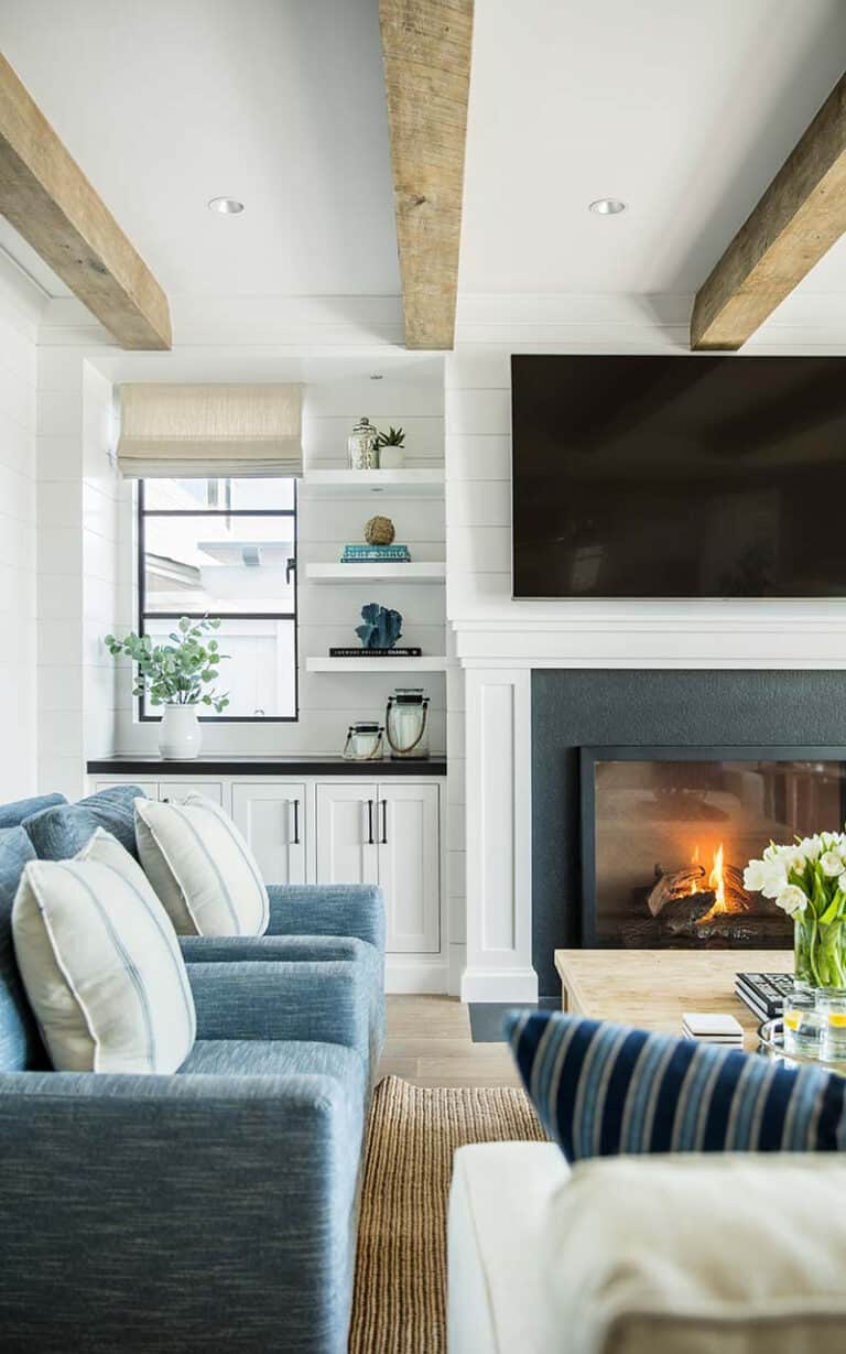 Step inside a luxurious bayfront home with coastal charm in Newport Beach