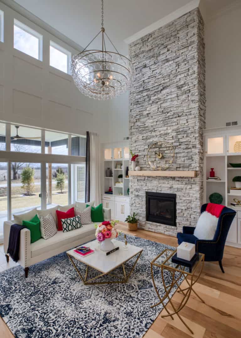 Tour this gorgeous model home in Missouri with inspiring design ideas