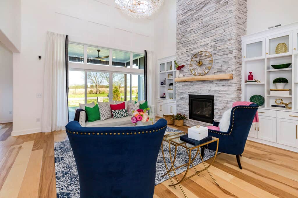 Tour this gorgeous model home in Missouri with inspiring design ideas