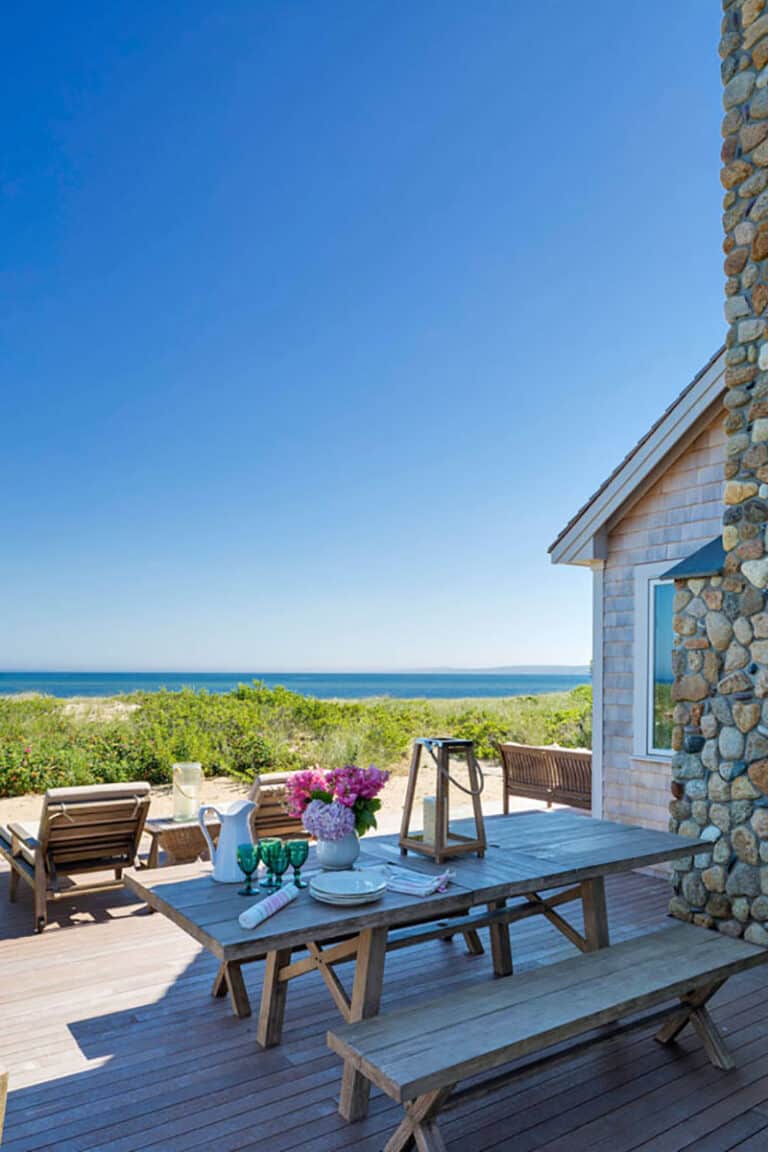 Contemporary beach shack provides a cozy getaway in Martha's Vineyard