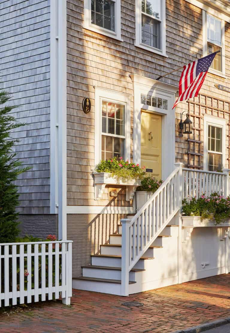 Quaint New England saltbox house with coastal charm on Nantucket Island