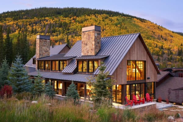 Tour a Midwestern-barn-inspired home with gorgeous rustic details