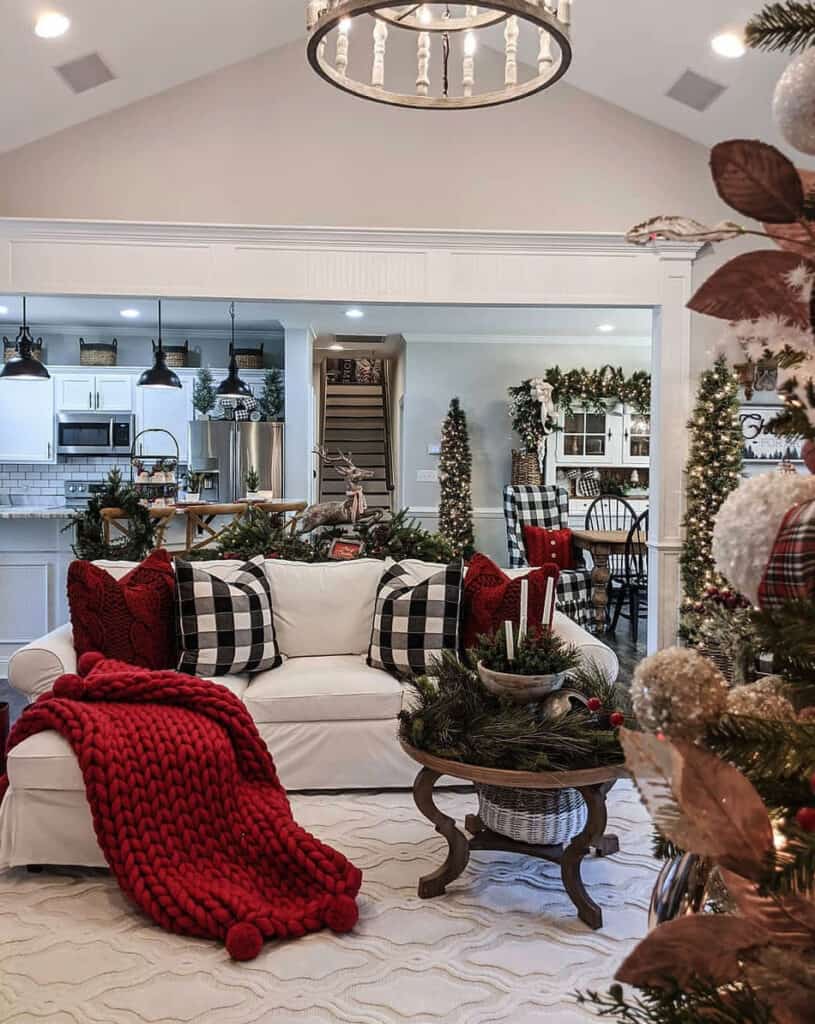 It's Beginning to Look a Lot Like Christmas: 21 Must-See Decor Ideas