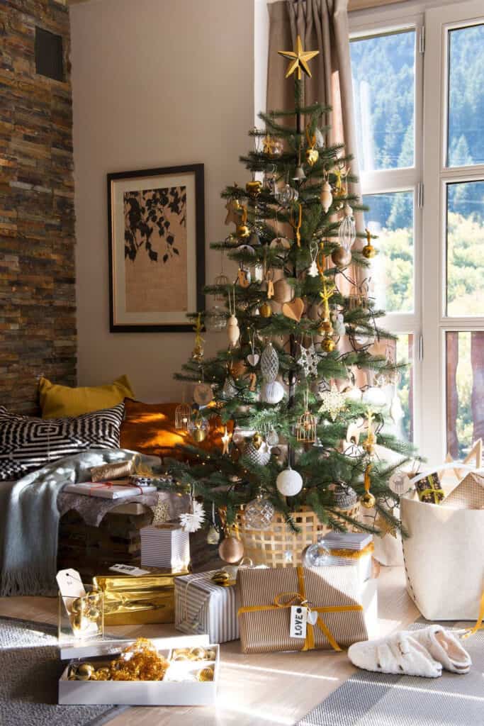 20+ Wonderfully Magical Christmas Tree Base Ideas To Inspire