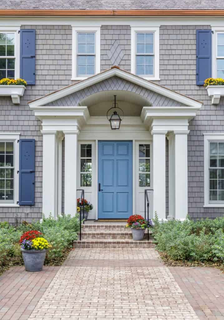 Shingle colonial style lake house with breathtaking details in Minnesota