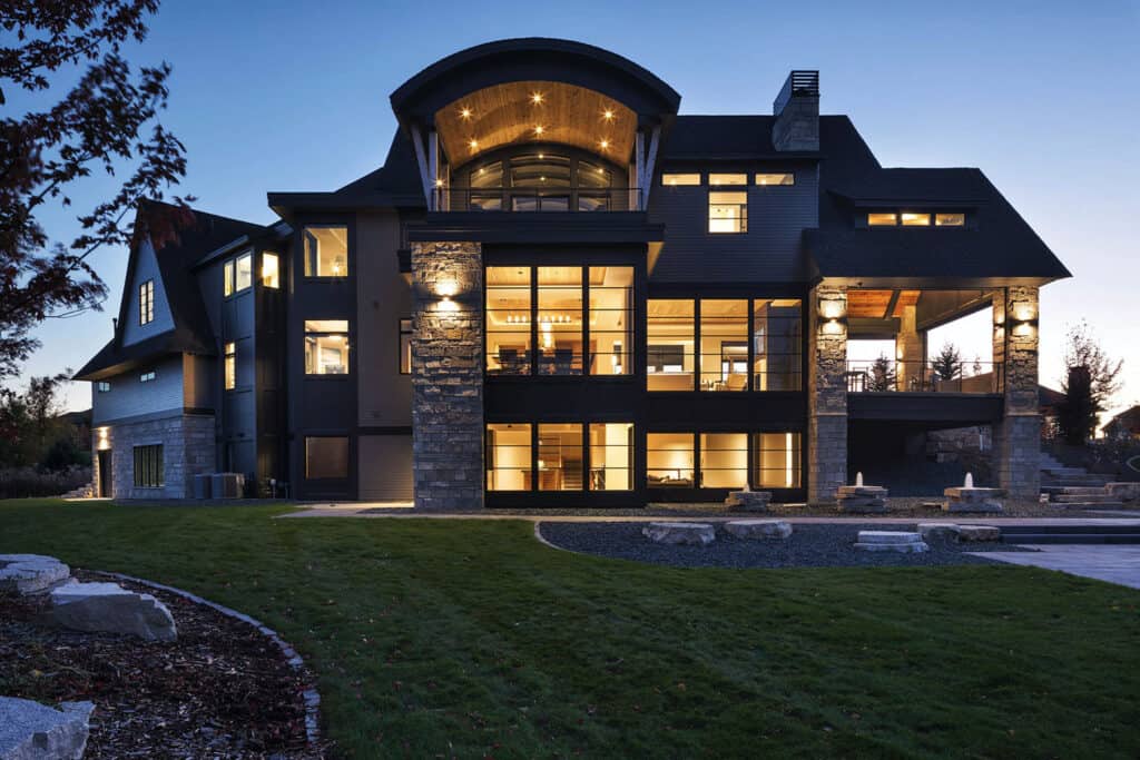 Extraordinary transitional home boasts timeless appeal in South Dakota