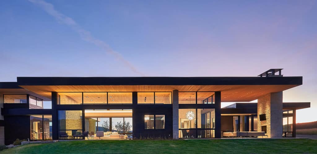 Dream spa-like mountain retreat amidst a prairie field in Colorado