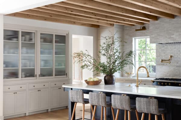 West Coast style meets modern farmhouse in this unforgettable LA home
